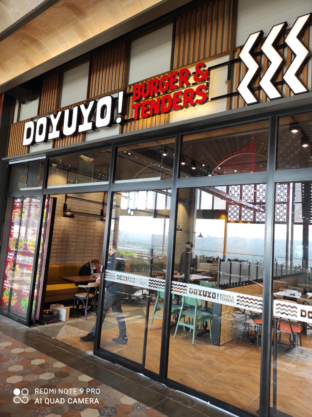 Doyuyo! Burger & Tenders İsfanbul AVM - ERMOB MOBİLYA DEKORASYON VE ...